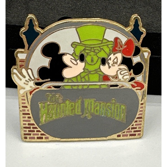 Disney World | Toys | Disney 208 Haunted Mansion Mickey Kissing Ghost ...